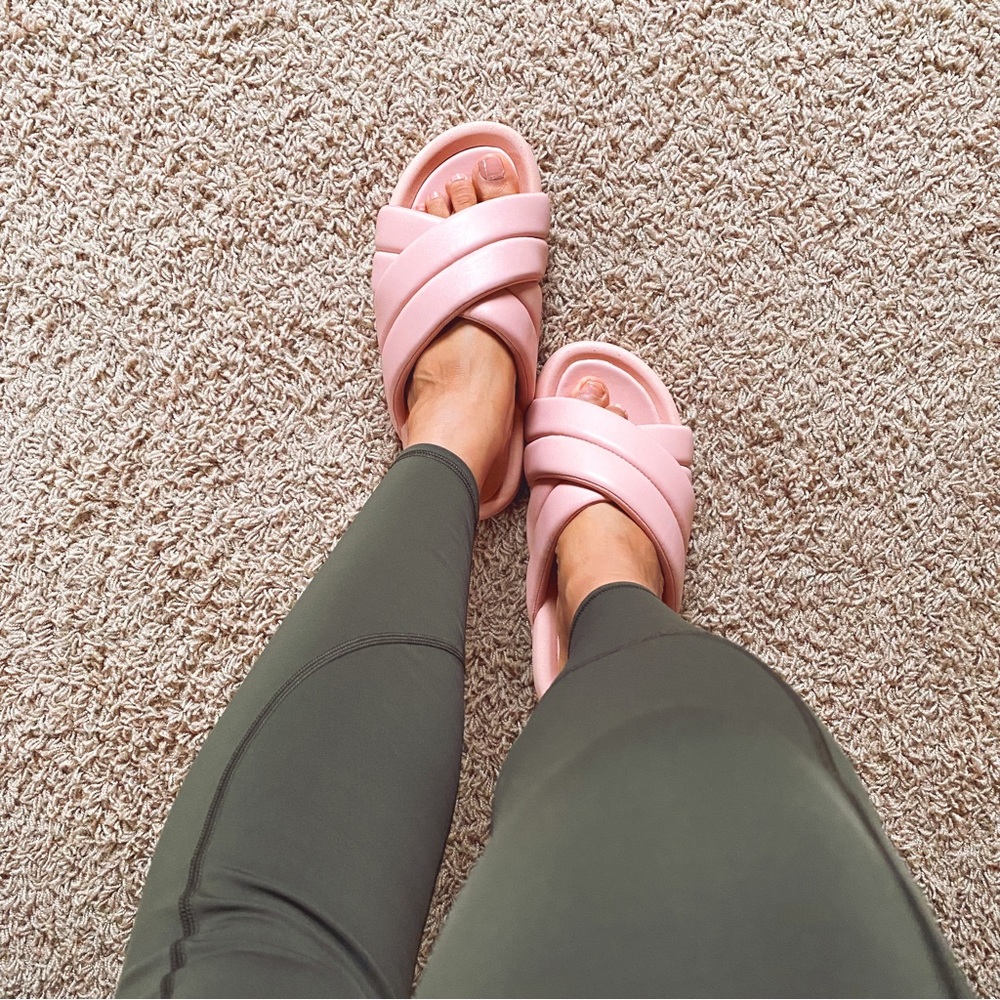 No Boundaries Pink X Cross Slides Sandals Shoes Cushi… - Gem